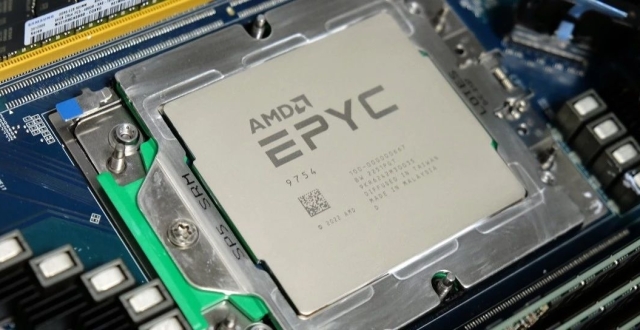 让对手仰望的“算力怪兽”来了！AMD 128核心/256线程EPYC 9754处理器独家测试_腾讯新闻