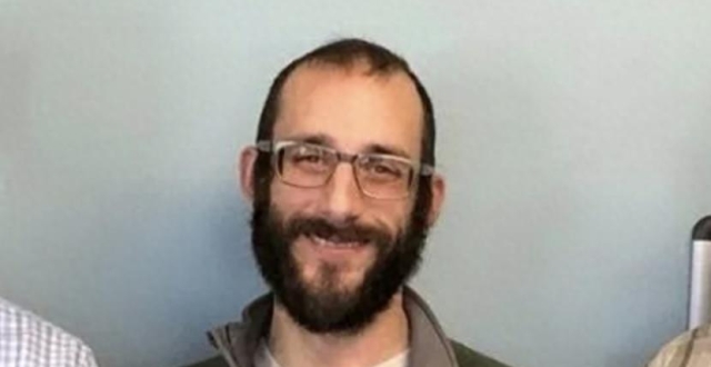 美国男子被移民局击毙，特朗普：警察在哪里？为什么不保护官员？_腾讯新闻