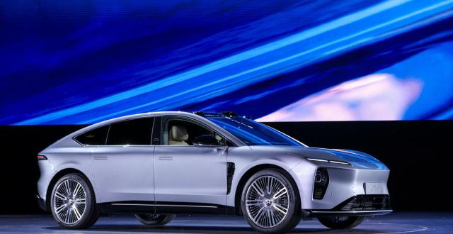 蔚来ET9正式发售，78.8万元起价_腾讯新闻