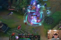 Uzi韩服撞车LGD现役千分AD，薇恩四杀终结比赛，六连胜直冲王者_腾讯新闻