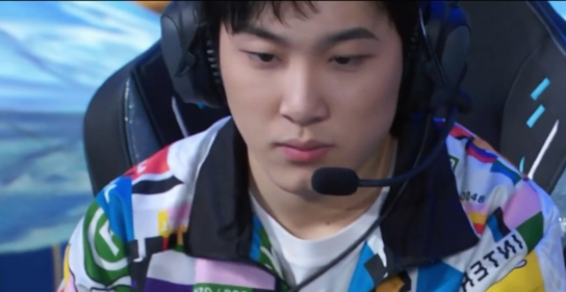 刺痛评价XYG已具备S组实力！景晚延续MVP传奇，Fly真的后继有人了_腾讯新闻