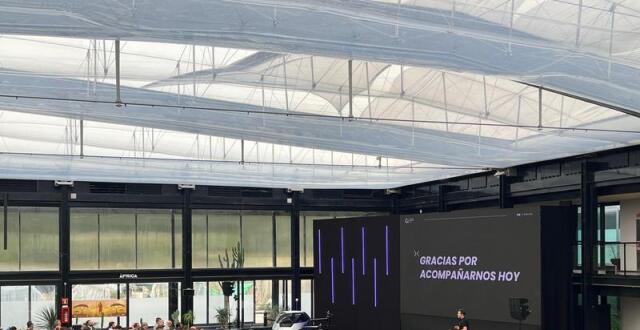 小鹏G9/G6/P7车型登陆西班牙市场 售价约合人民币35.1万元起_腾讯新闻