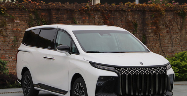 东风风行全新MPV曝光！配混动系统 PK传祺M8_腾讯新闻