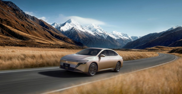 东风日产N6正式预售 10.69万起重构家轿价值_腾讯新闻