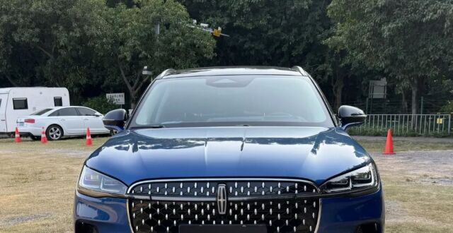 2.0T+8AT，27英寸大联屏，美式大沙发，入门即高配，加量不加价！_腾讯新闻