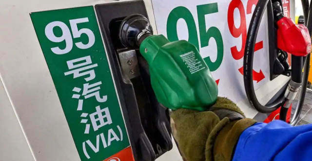 加95号汽油比92号更护车？老司机都搞错了，差别只在这一点_腾讯新闻