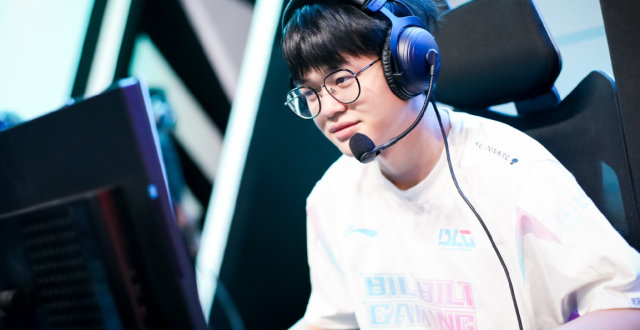 季后赛：TES迎战BLG，wayward和Tian或成为突破口_腾讯新闻