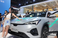 2024广州车展：极狐阿尔法T5神行版上市，800V+5C快充仅16.18万_腾讯新闻