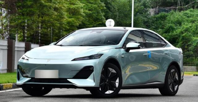 配高通骁龙8155芯片，拥有L2级智驾，深蓝SL03试驾感受如何_腾讯新闻