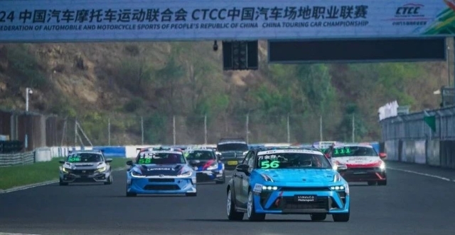 万金存重回CTCC赛场 携手领克纵横车队再夺桂冠_腾讯新闻