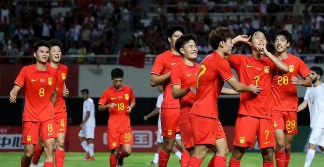 今晚！CCTV5+直播U19国足PK伊朗，毛伟杰+朱鹏宇等大连英博小将出战_腾讯新闻