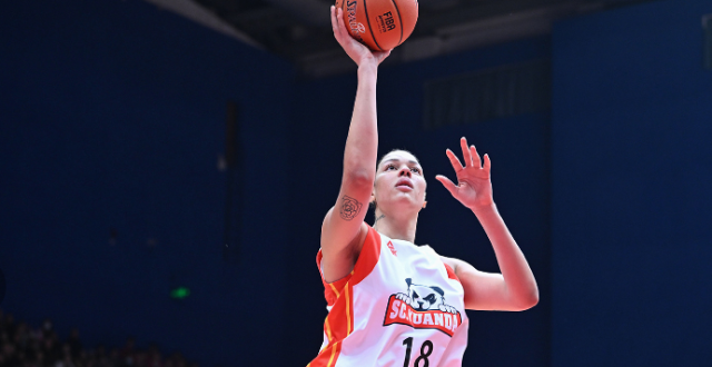 WCBA总决赛：四川女篮力克内蒙古总分2-2 坎贝奇复出24+19_腾讯新闻