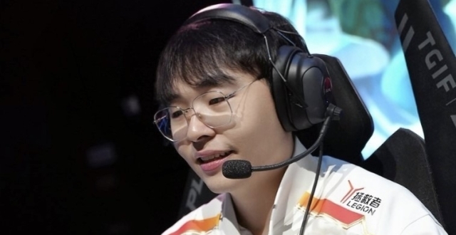 解散局的呼吸！连拿2场MVP！WBG击败FNC后，刘青松惨遭质疑_腾讯新闻