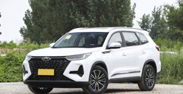 4月国产中型SUV销量榜揭晓！红旗HS5第3，比亚迪又丢冠_腾讯新闻