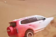 坦克500Hi4z方程豹8谁才是顶级泛硬派越野王者好车_腾讯新闻