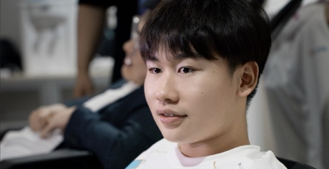 海外网友热议BLG击败JDG：从wei到xun，天壤之别_腾讯新闻