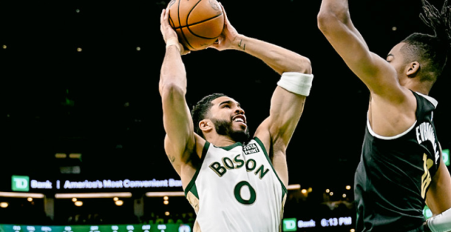 40分惨败！塔图姆34+8三节打卡，湖人弃将大爆发，波神该进全明星_腾讯新闻