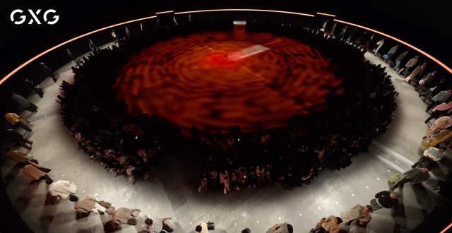 跳出琐碎日常 GXG 2024秋冬新品发布会打造极致松弛感_腾讯新闻