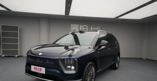 昊铂HL预售27.98万起，硬刚问界M8和理想L8_腾讯新闻