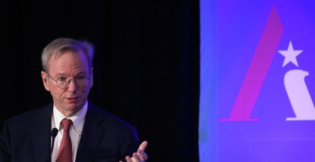 谷歌前CEO最新访谈：与基辛格讨论AlphaGo的「第37手」_腾讯新闻