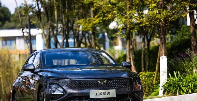 抢先体验五菱星光，油耗低至3.98L/100km，广州车展开启预售_腾讯新闻