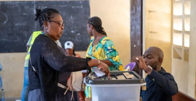 初步结果显示恩圭马在加蓬总统选举中获胜，外交部回应_腾讯新闻