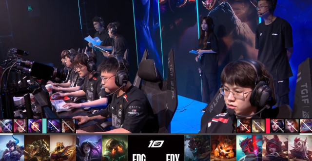 EDG击败FPX晋级季后赛！Uzi卡莎现场教学，FOFO采访无罪辩护！_腾讯新闻