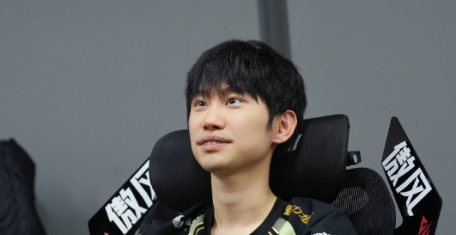 IG连胜后，股东跑去doinb直播间嘲讽，并送出3000元礼物_腾讯新闻