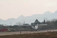 我国自主研制AG60E电动飞机成功首飞_腾讯新闻