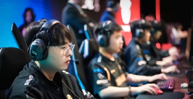 韩网热议WBG不敌RNG：WBG史无前例的灾难级BP！像在开玩笑一样_腾讯新闻