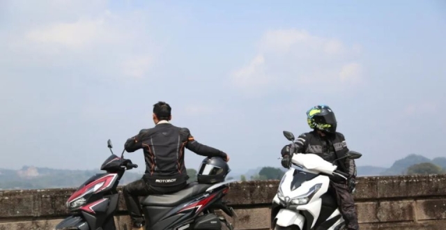 标配ABS，10L大油箱！售价12980元，大阳踏板车VRS150：配置越级_腾讯新闻