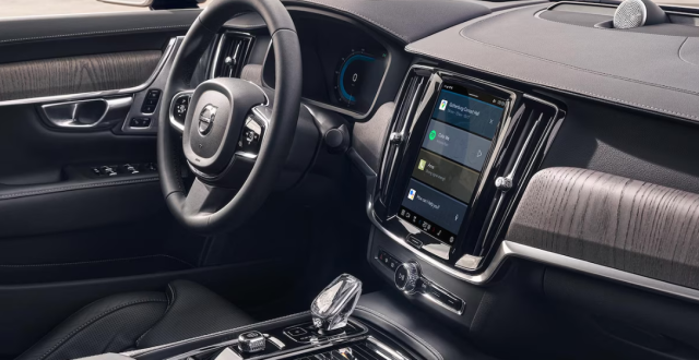 2025 款沃尔沃 S90 上市：2.0T + 48 伏轻混，售 40.69 万元起_腾讯新闻