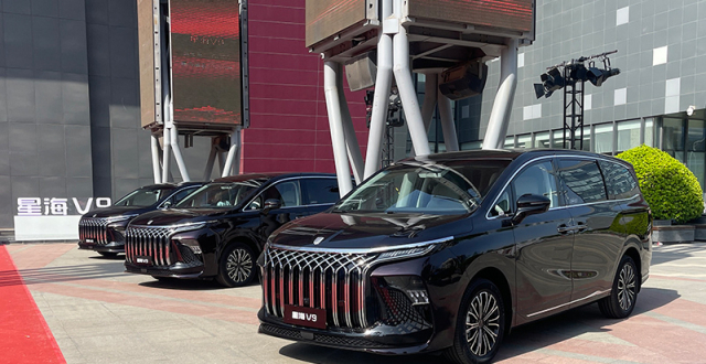 最快5月上市 主打家用的插混MPV 东风风行星海V9预售17.99万起_腾讯新闻