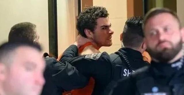 美国医保巨头CEO被杀，网友：我就是无法同情他_腾讯新闻