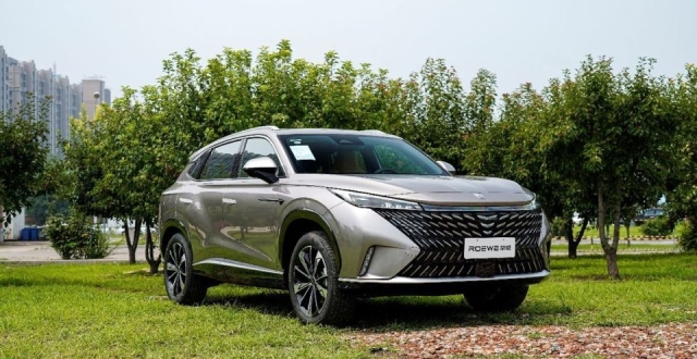 12万买插混SUV，全新荣威超混eRX5就是最具性价比的选择！_腾讯新闻