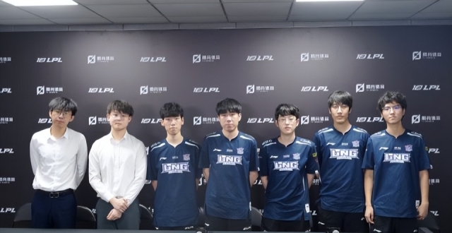 S13：LNG晋级八强！LCK赛区观众将Gala称为：Uzi之后最强ADC！_腾讯新闻