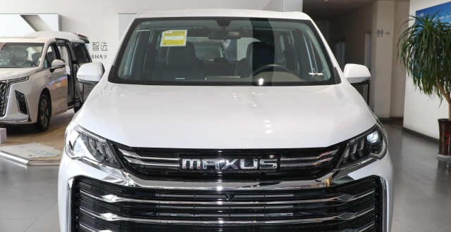 加大加宽的MPV，20万实力只卖9.98万！无人知的7座商务车_腾讯新闻