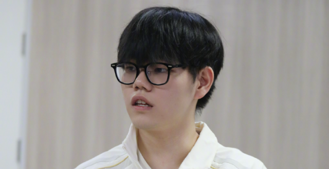 iG上单Soboro大赞：Bin是目前LPL最强上单_腾讯新闻