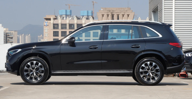 “小号GLE”一周内上市！2.0T混动，7座设计，更大更便宜的奔驰来了_腾讯新闻