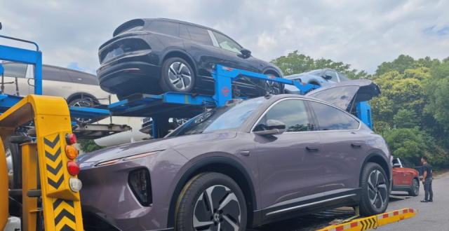 全新蔚来EC6实车曝光，配489马力＋630km续航，或降至35.8万起？_腾讯新闻