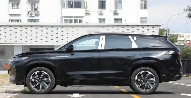 风云T10全系标配CDC，搭载1.5T插混发动机，适合家庭用户入手_腾讯新闻