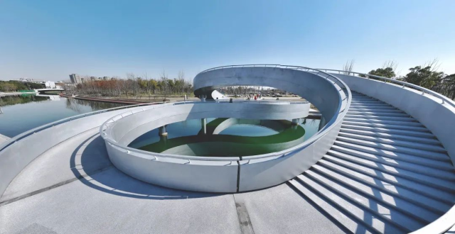 就在上海，莫比乌斯环突然爆红_腾讯新闻