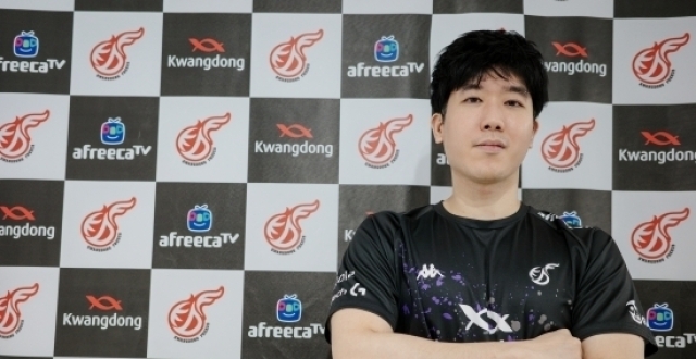 cvMax：感谢T1，LCK=第一赛区得以延续，新赛季版本会更紧凑_腾讯新闻