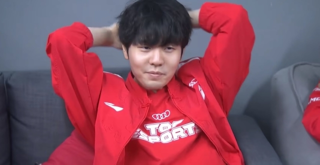 S13知情人士爆料，Rookie不想回LCK，申请留在中国，想要继续打_腾讯新闻