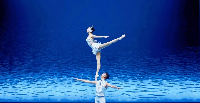Video丨Acrobatic drama "Swan" to be staged in Guangzhou this weekend_腾讯新闻