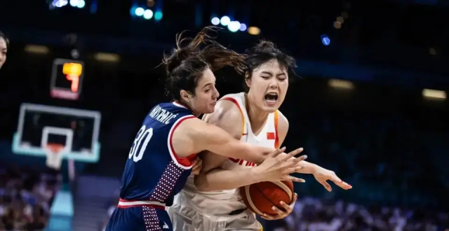 WCBA也要搞双外？女篮实力本就在下滑，姚明真打算破罐子破摔？_腾讯新闻