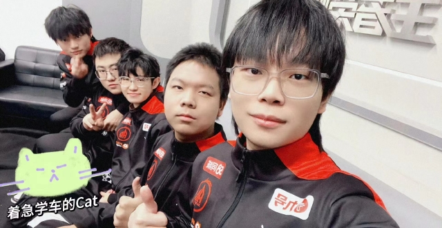 AG1-3不敌KSG，彻底搅乱第二小组：TTG升第一，3战队抢S组名额_腾讯新闻