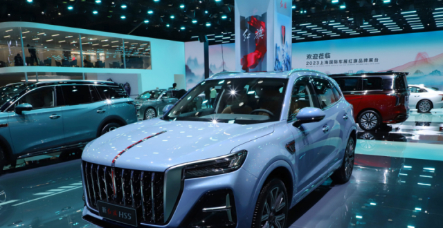 全系252马力配8AT，红旗SUV销量支柱，HS5性价比挺强_腾讯新闻