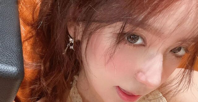 LPL女解说Rita称想给大家定制“私人视频”，网友称：钱这么难赚？Rita：再乱说后果自负！_腾讯新闻