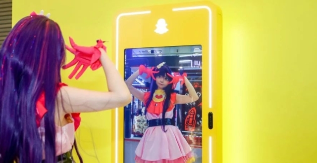 ChinaJoy 第一天，AR 体验让 Snapchat 展台火爆出圈！_腾讯新闻